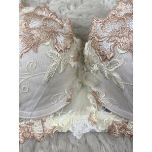 Gainreel | Intimates & Sleepwear | Gainreel Womens 32a Us 7b Eu Cream ...